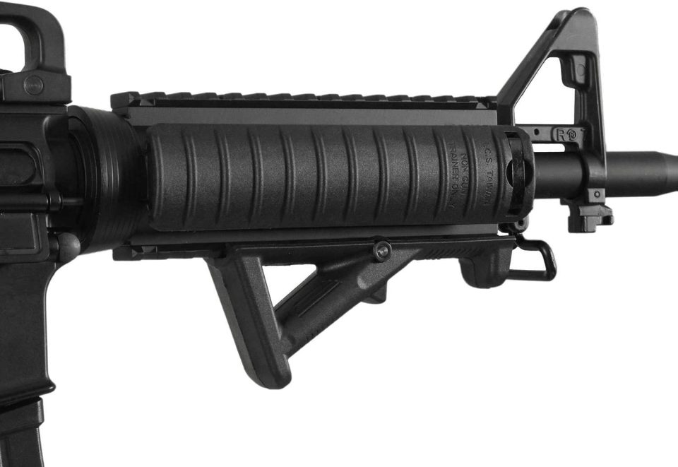 Angled Picatinny foregrip